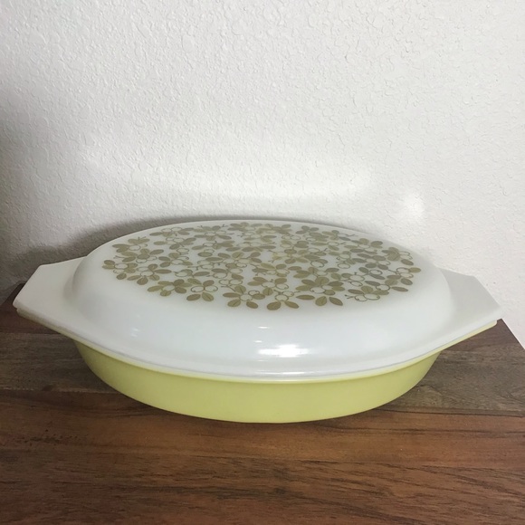 Pyrex | Kitchen | Vintage Pyrex Olive Verde Divided Baking Dish | Poshmark